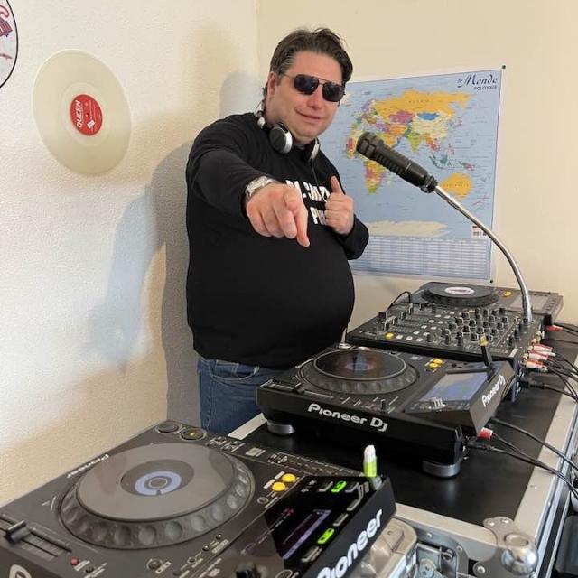 L'ENORME FB LIVE DE DJ CRAZY PHYL EN PODCAST MP3 !!!!!!!! live explosif ...